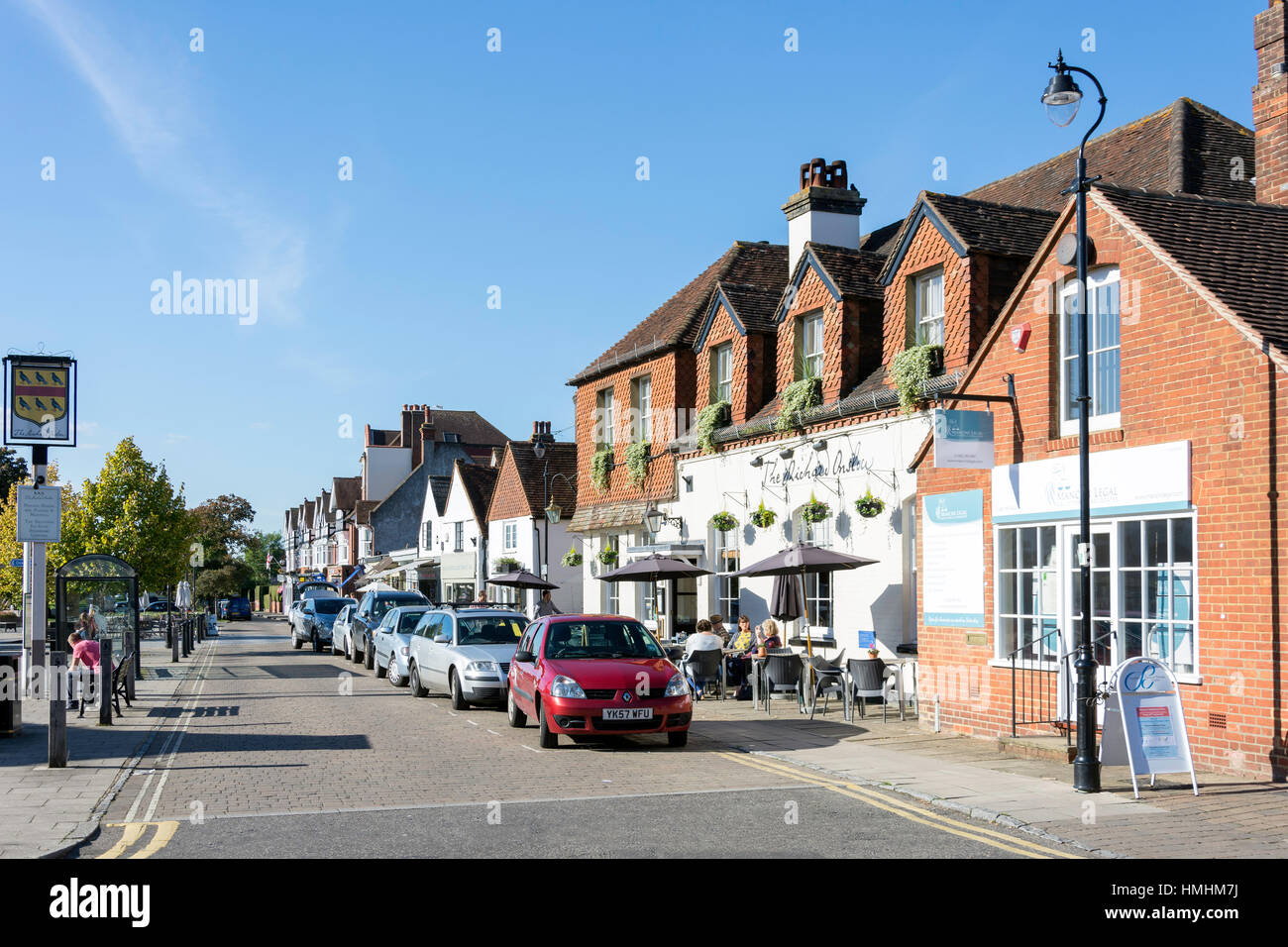 The Richard Onslow Pub, High Street, Cranleigh, Surrey, England, United ...