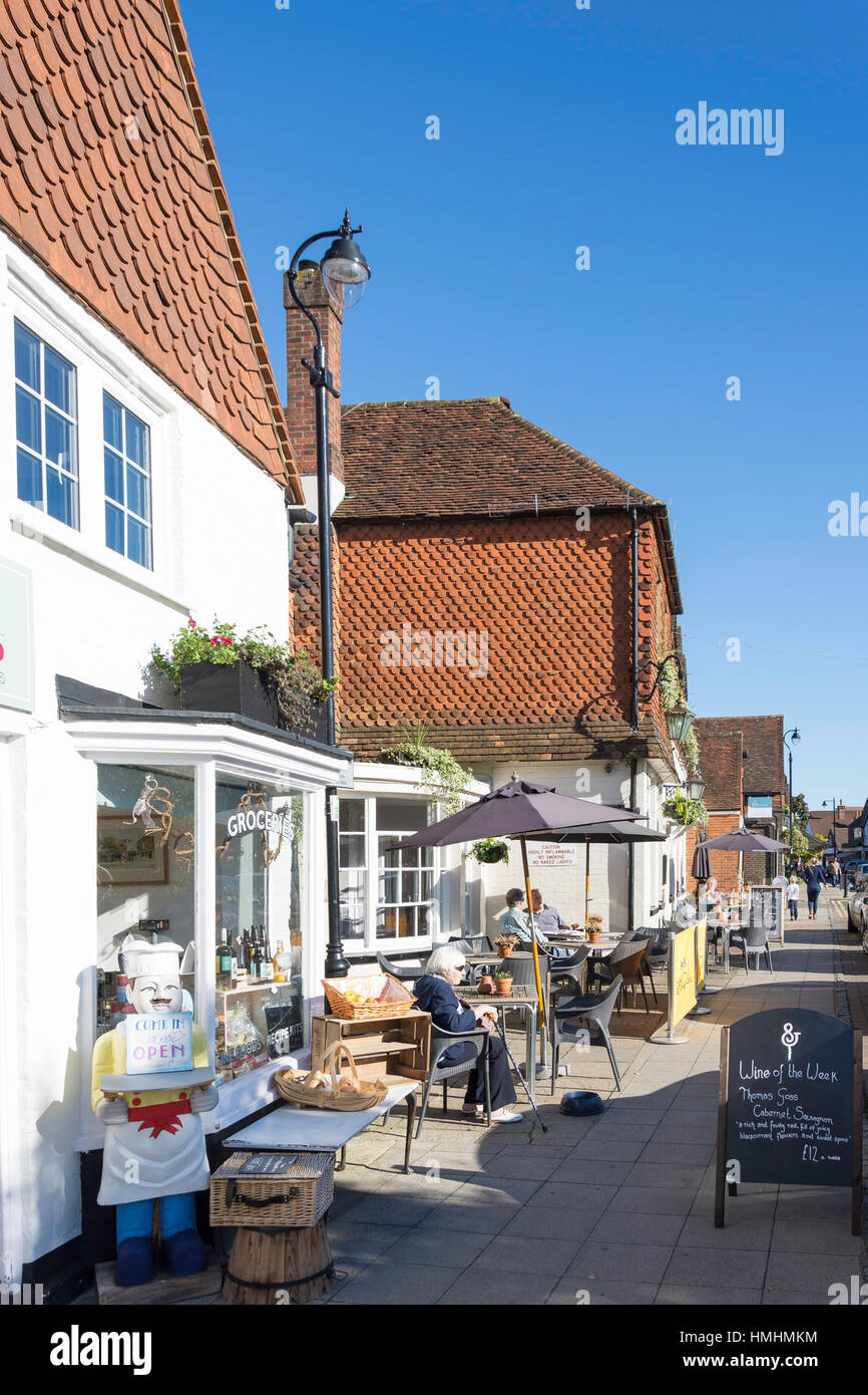 Cranleigh surrey shops england hi-res stock photography and images - Alamy