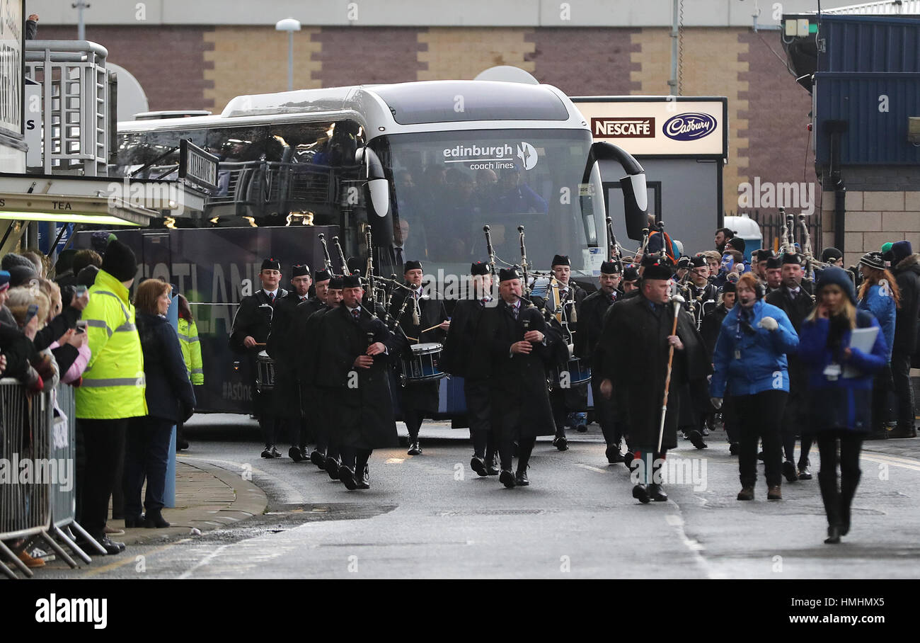 The Scotland team bus arriving before the RBS 6 Nations match at BT ...