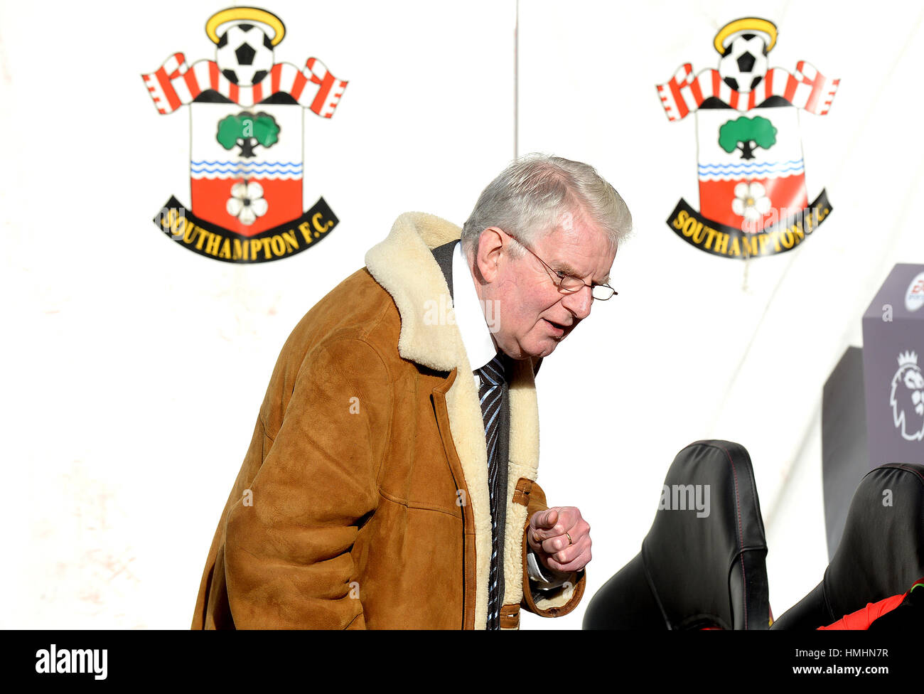 Football commentator premier league hi-res stock photography and images ...