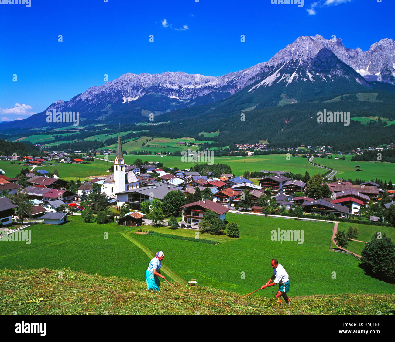 Scenic village in tirol hi-res stock photography and images - Alamy