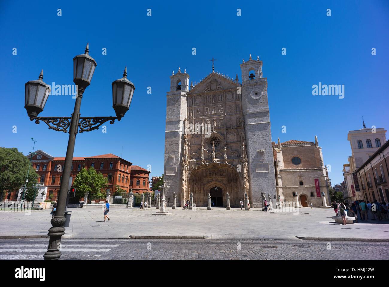 Isabelline gothic architecture hi-res stock photography and images - Alamy