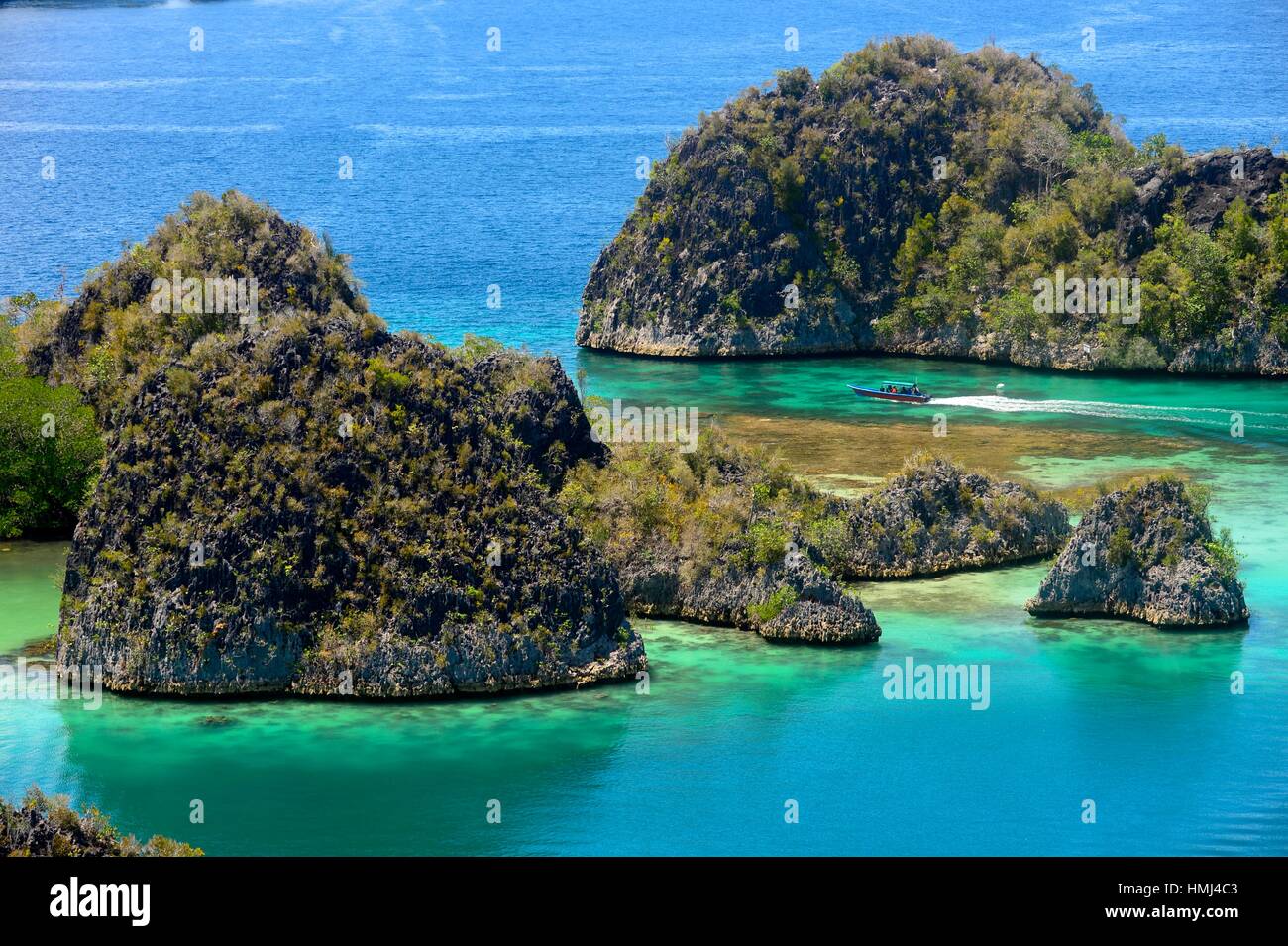 Wayag Island High Resolution Stock Photography and Images - Alamy