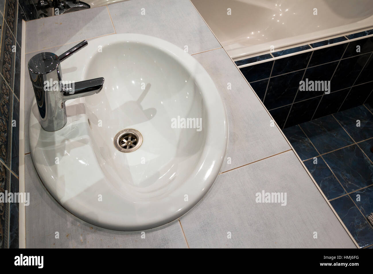 Domestic steel sink flow potable hi-res stock photography and images ...