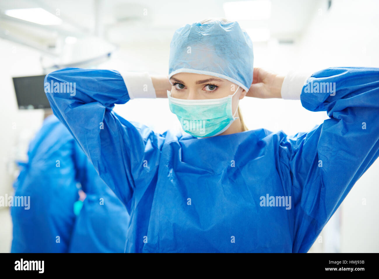 Doctor ready surgeon uniform hi-res stock photography and images - Alamy