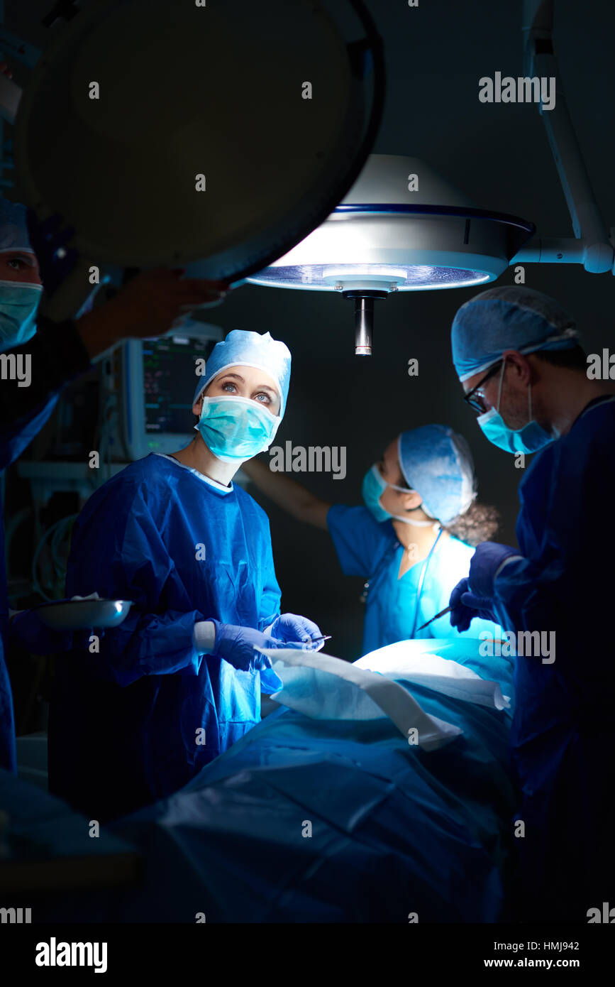 Operating room blurred motion hi-res stock photography and images - Alamy