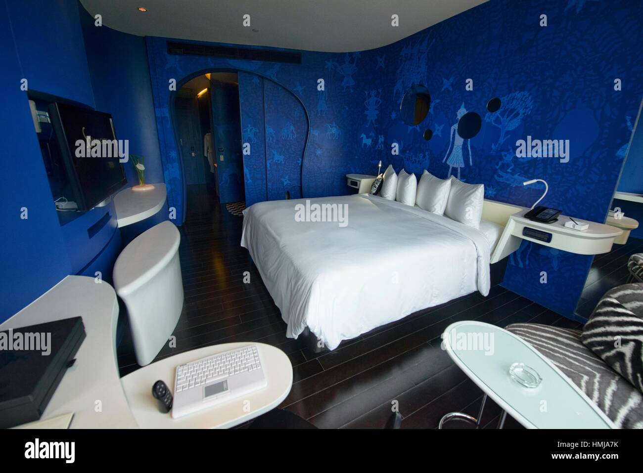 Cool room design at the Sofitel So in Bangkok, Thailand Stock Photo - Alamy