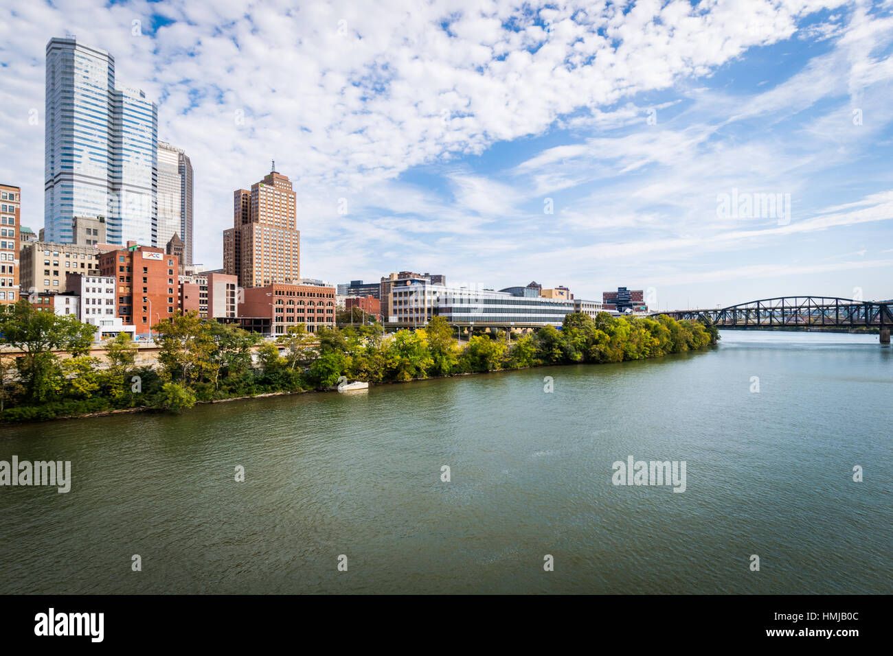Dramatic Skyline of Downtown above the Monongahela River in Pittsburgh ...