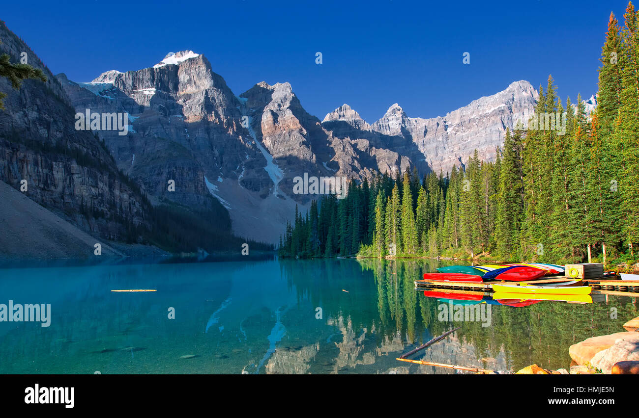 Moraine lake in Banff National Park Stock Photo - Alamy