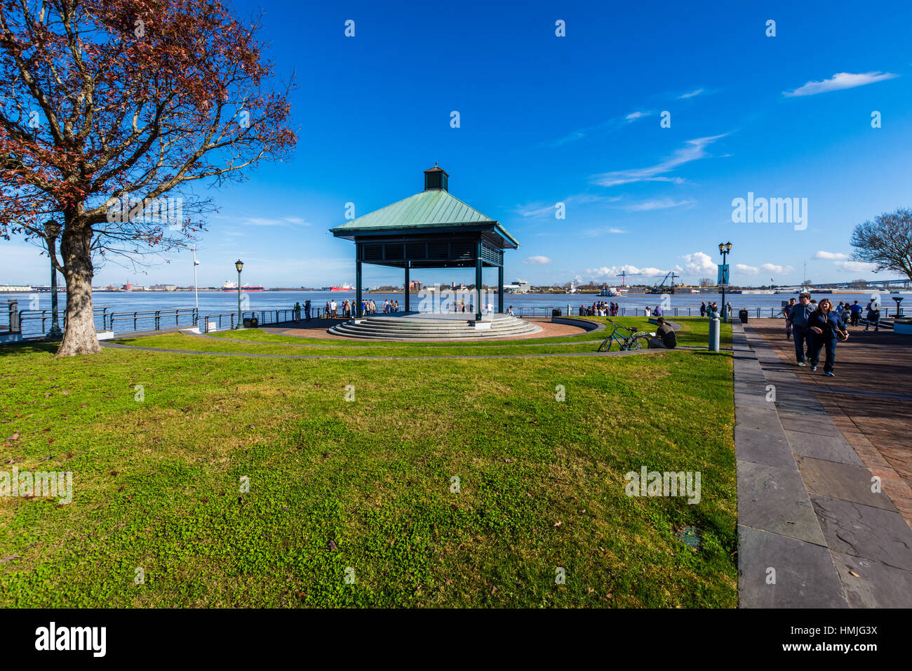 Woldenberg Park New Orleans, Louisiana Stock Photo - Alamy