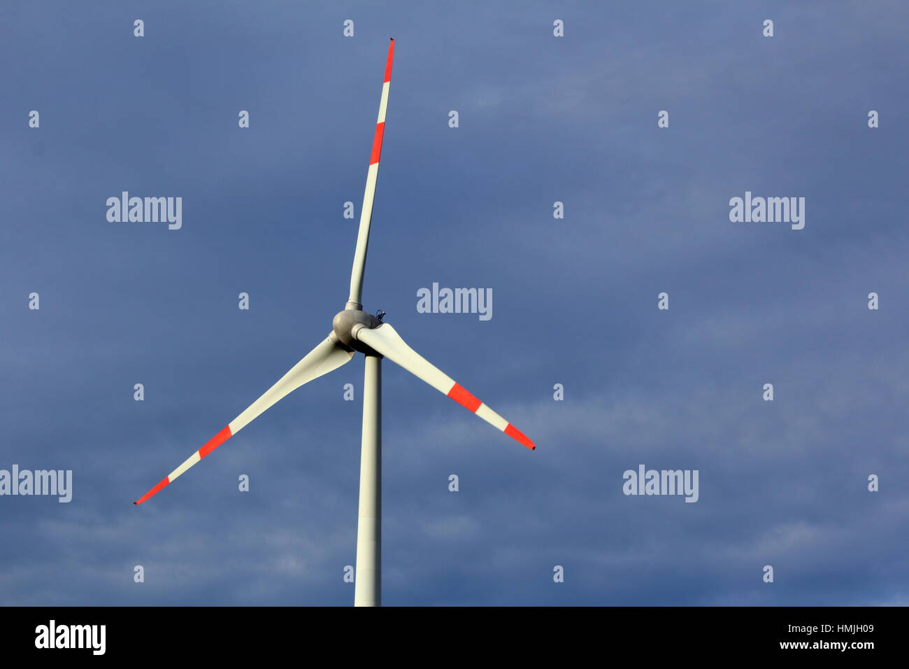 rotor of a three bladed wind turbine Stock Photo - Alamy