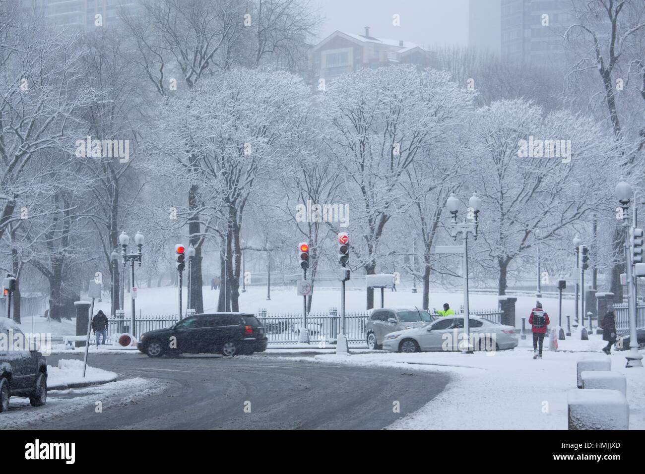 Boston public garden snow hi-res stock photography and images - Alamy