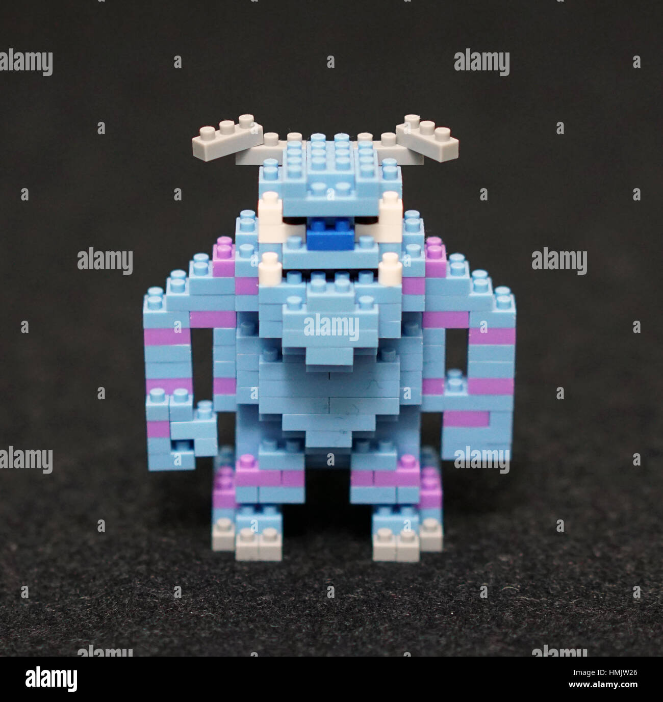 Small Miniature Lego Cartoon Characters Stock Photo - Alamy