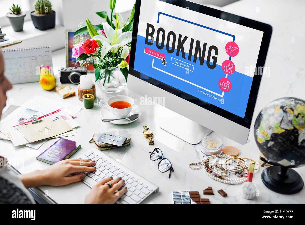 Online holiday reservation booking interface Stock Photo - Alamy