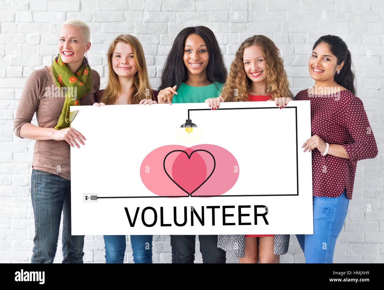 Volunteer Support Heart Icon Concept Stock Photo - Alamy