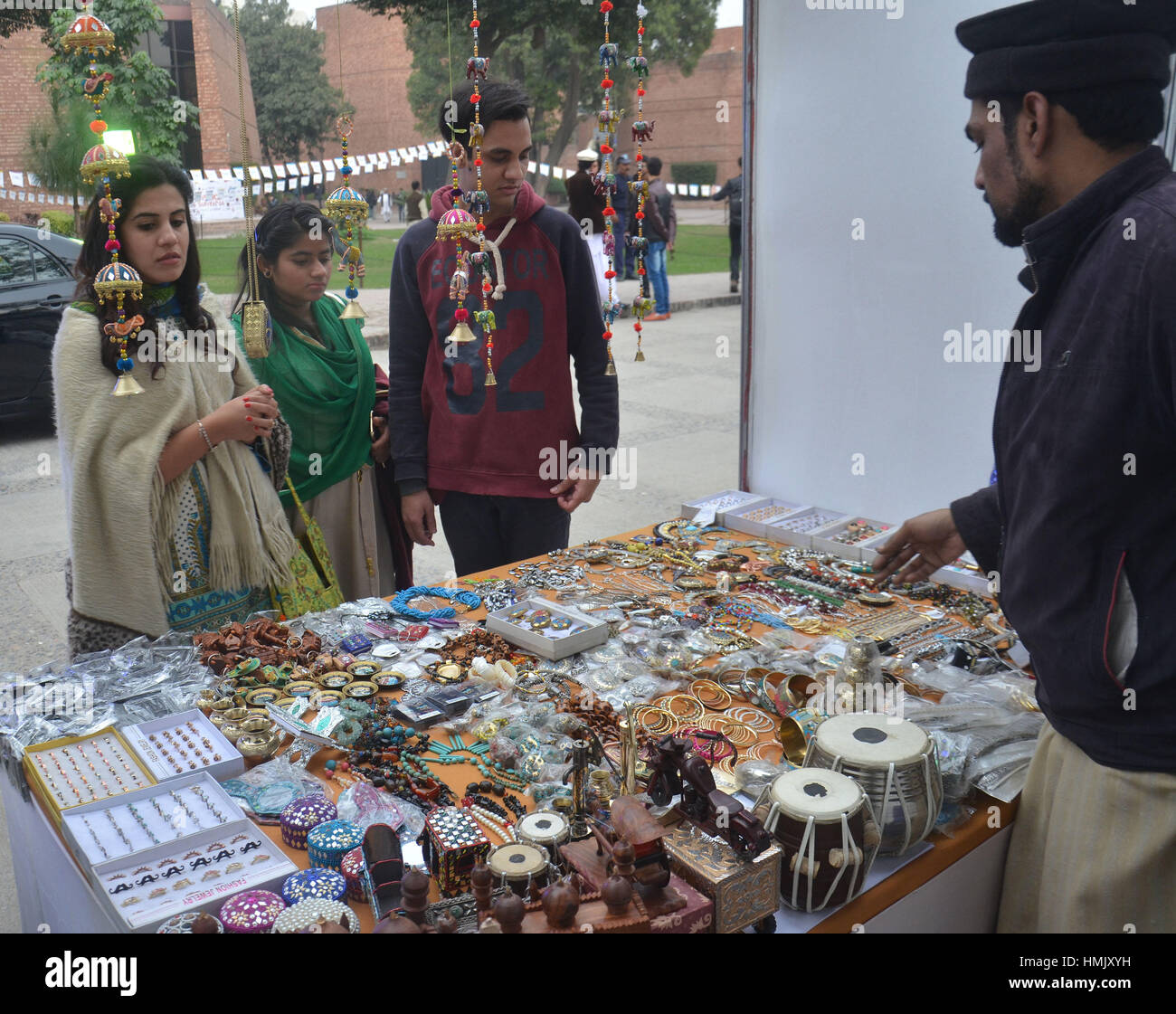 Pakistani cuisines hi-res stock photography and images - Alamy