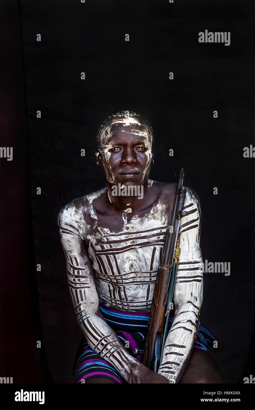 A Portrait Of A Man From The Karo Tribe, Kolcho Village, Omo Valley ...