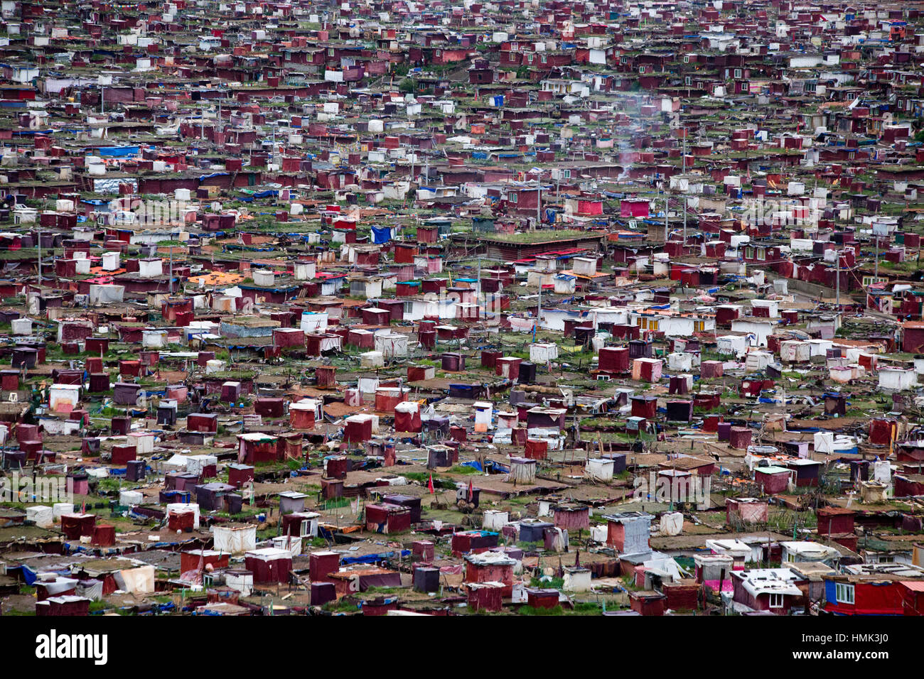 Yarchen Gar monastery and nunnery (亚青寺) in Sichuan, China. This ...