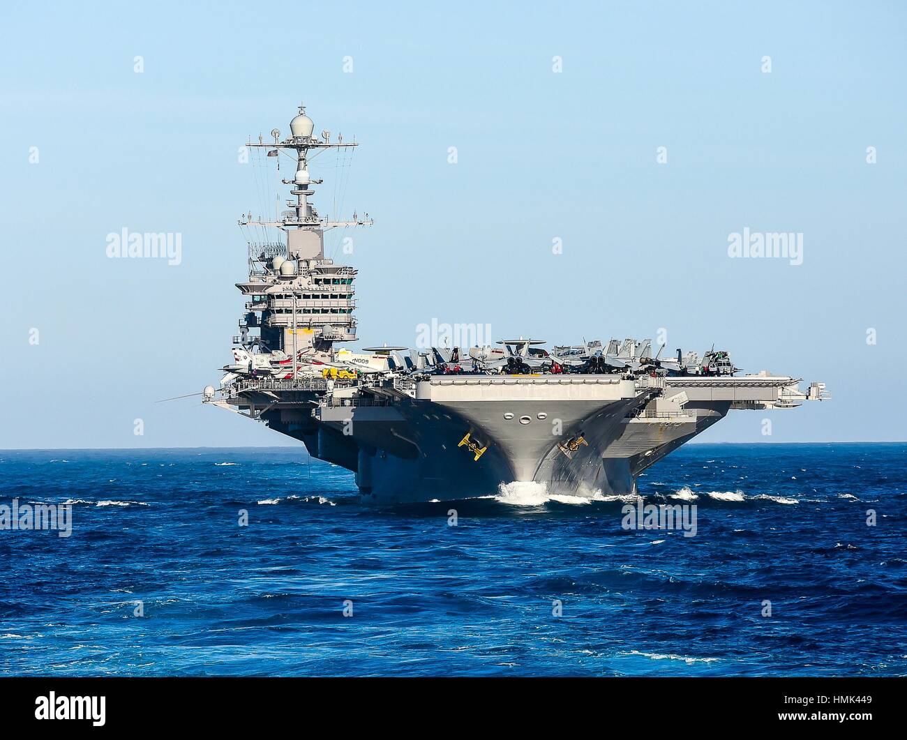 Nimitz class aircraft carrier uss john hi-res stock photography and images - Alamy