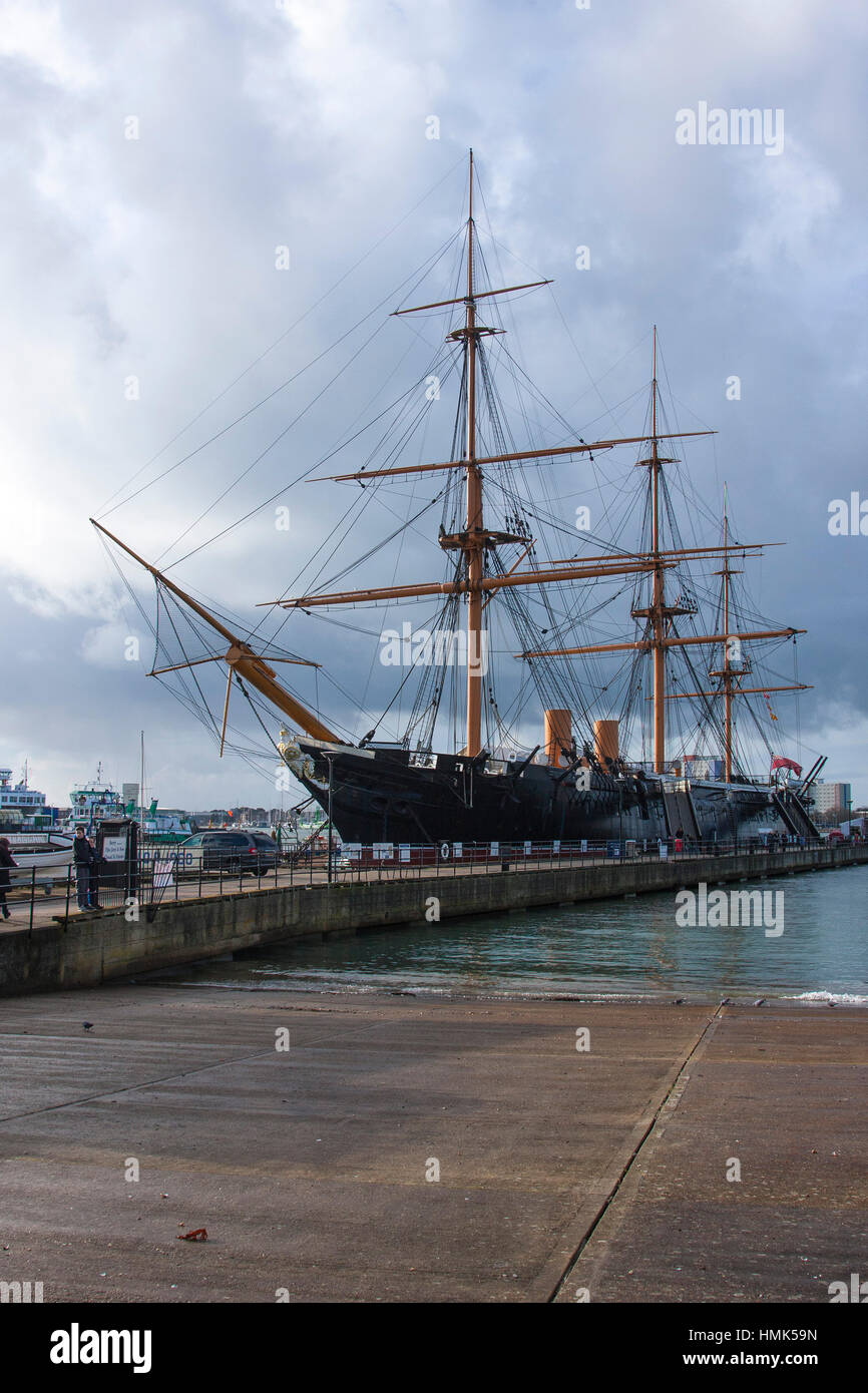 HMS Warrior - 40-gun steam-powered armoured frigate built for the Royal ...