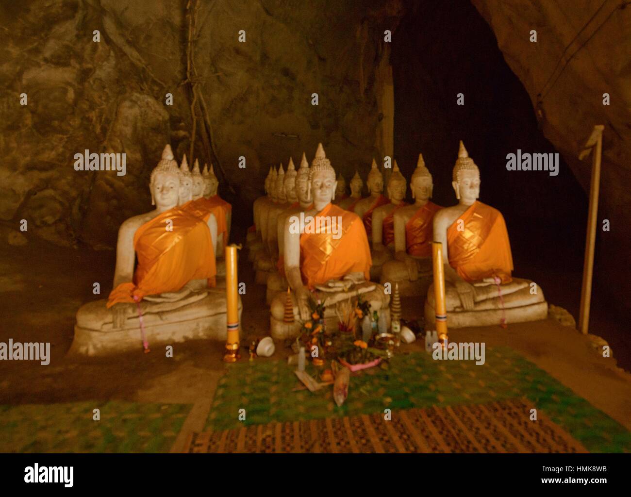 Kra dai hi-res stock photography and images - Alamy