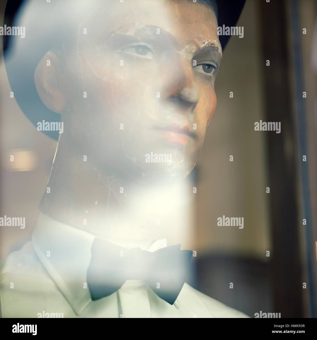 Old mannequin hi-res stock photography and images - Alamy