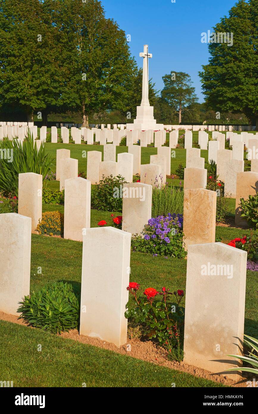 Bayeux War Cemetery British War High Resolution Stock Photography and Images - Alamy