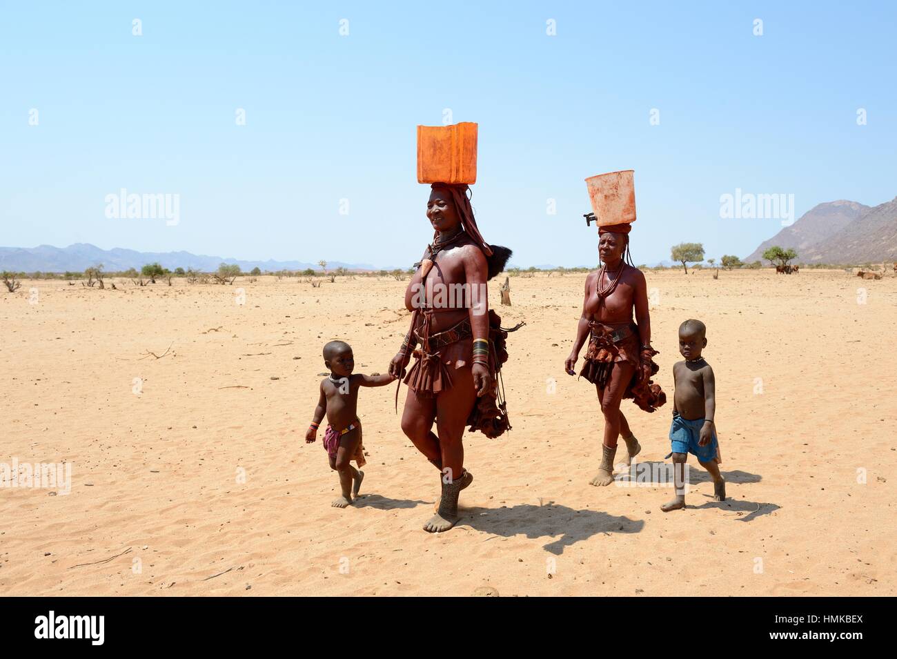 Himba family hi-res stock photography and images - Alamy