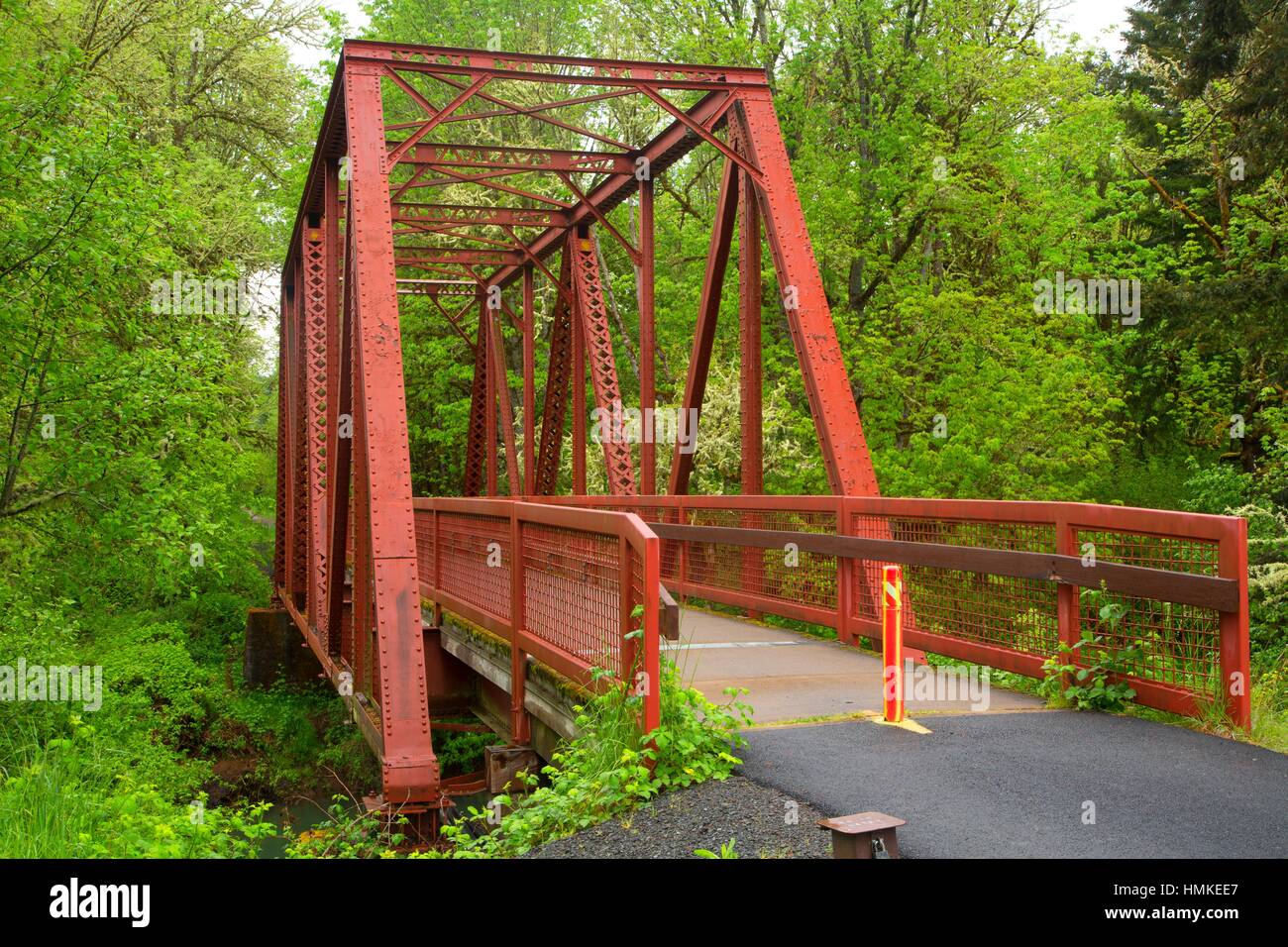 Railroad bridge on row river trail hi-res stock photography and images ...