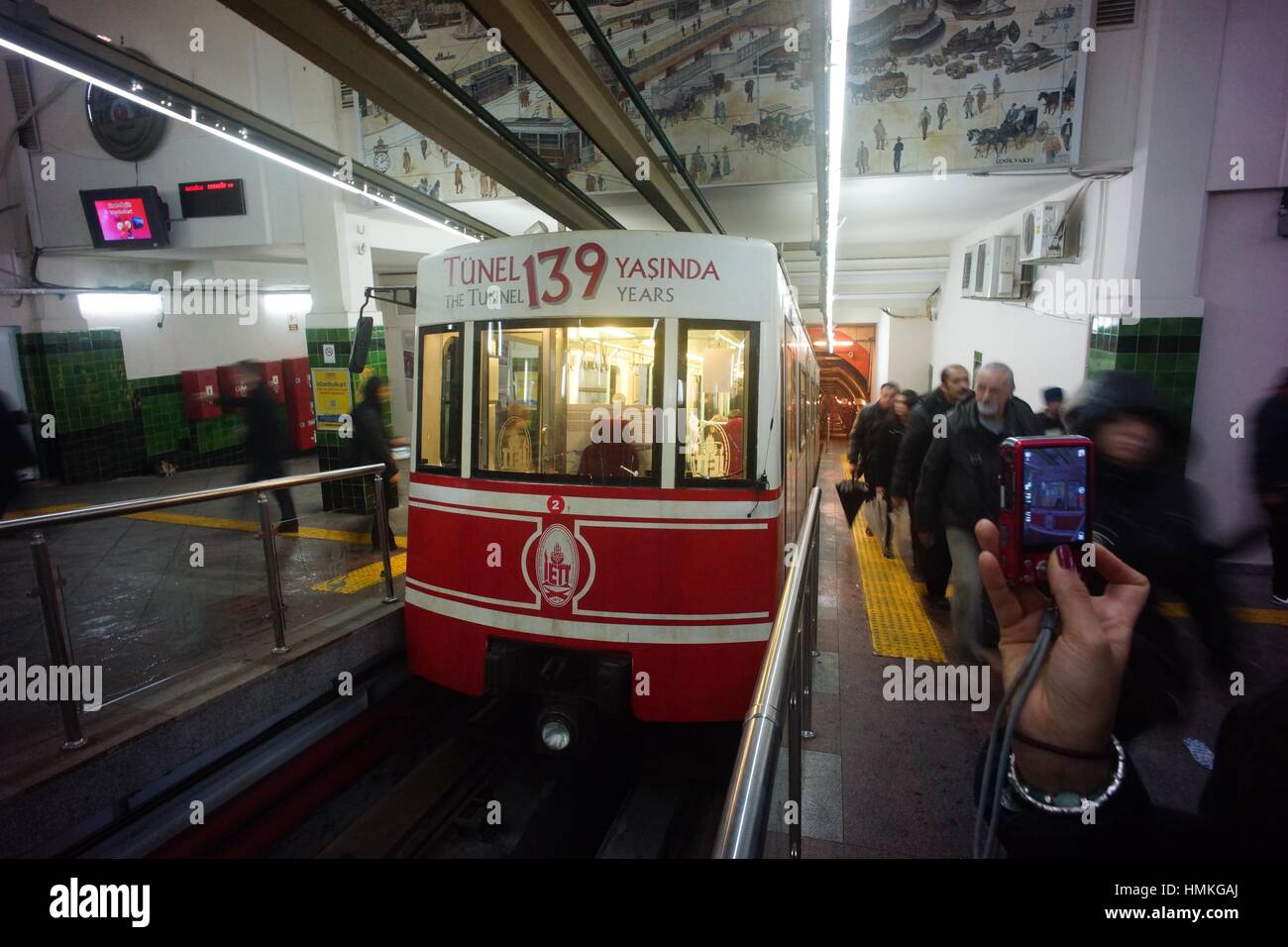 Tunel istanbul interior hi-res stock photography and images - Alamy