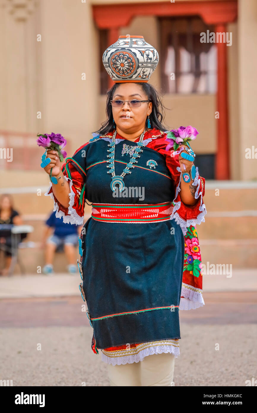 Zuni Women
