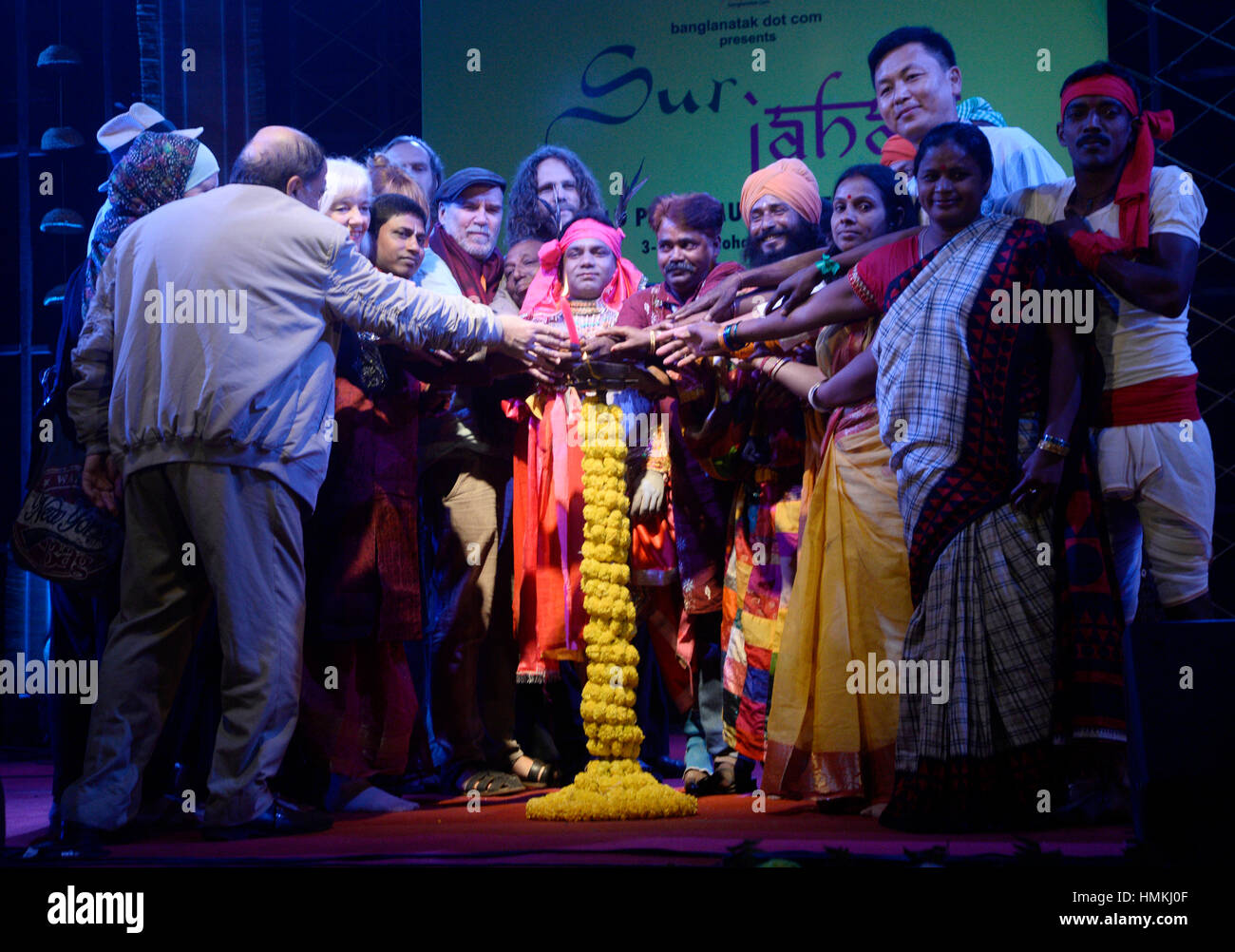 Kolkata, India. 3rd Feb, 2017. Three day World Peace Music festival Sur ...