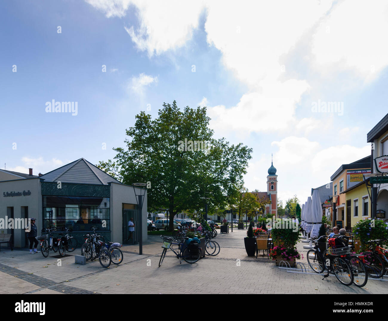 Illmitz: Main square with St. Bartholomew source and St. Bartholomew ...
