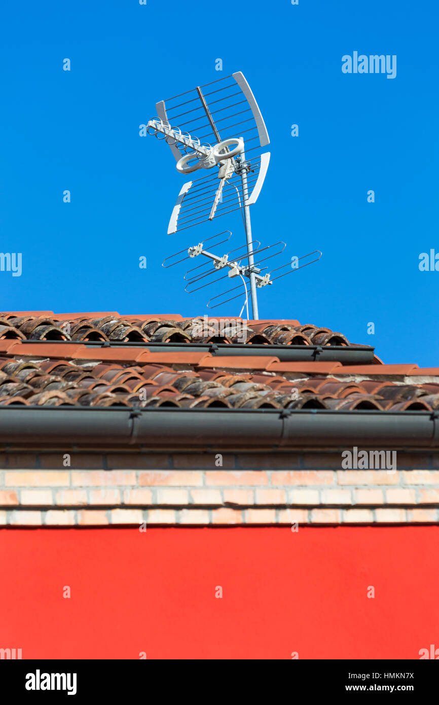 Aerials on the roof hi-res stock photography and images - Alamy