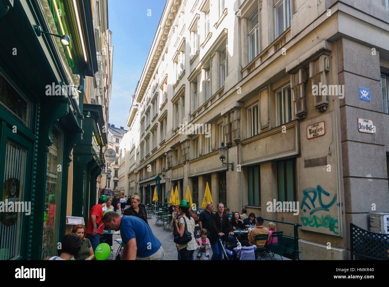 Wien, Vienna: alley Naglergasse, 01. Old Town, Wien, Austria Stock ...