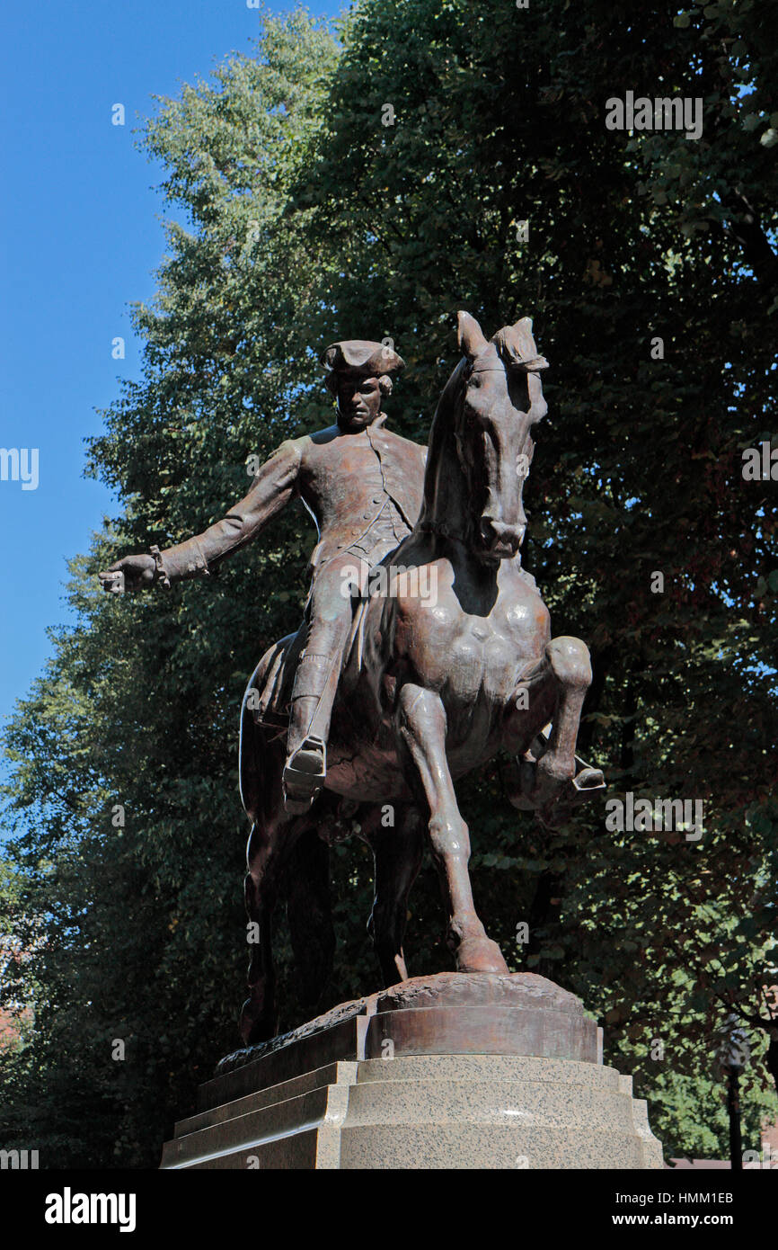 The Paul Revere midnight ride statue, Paul Revere Mall, Boston ...
