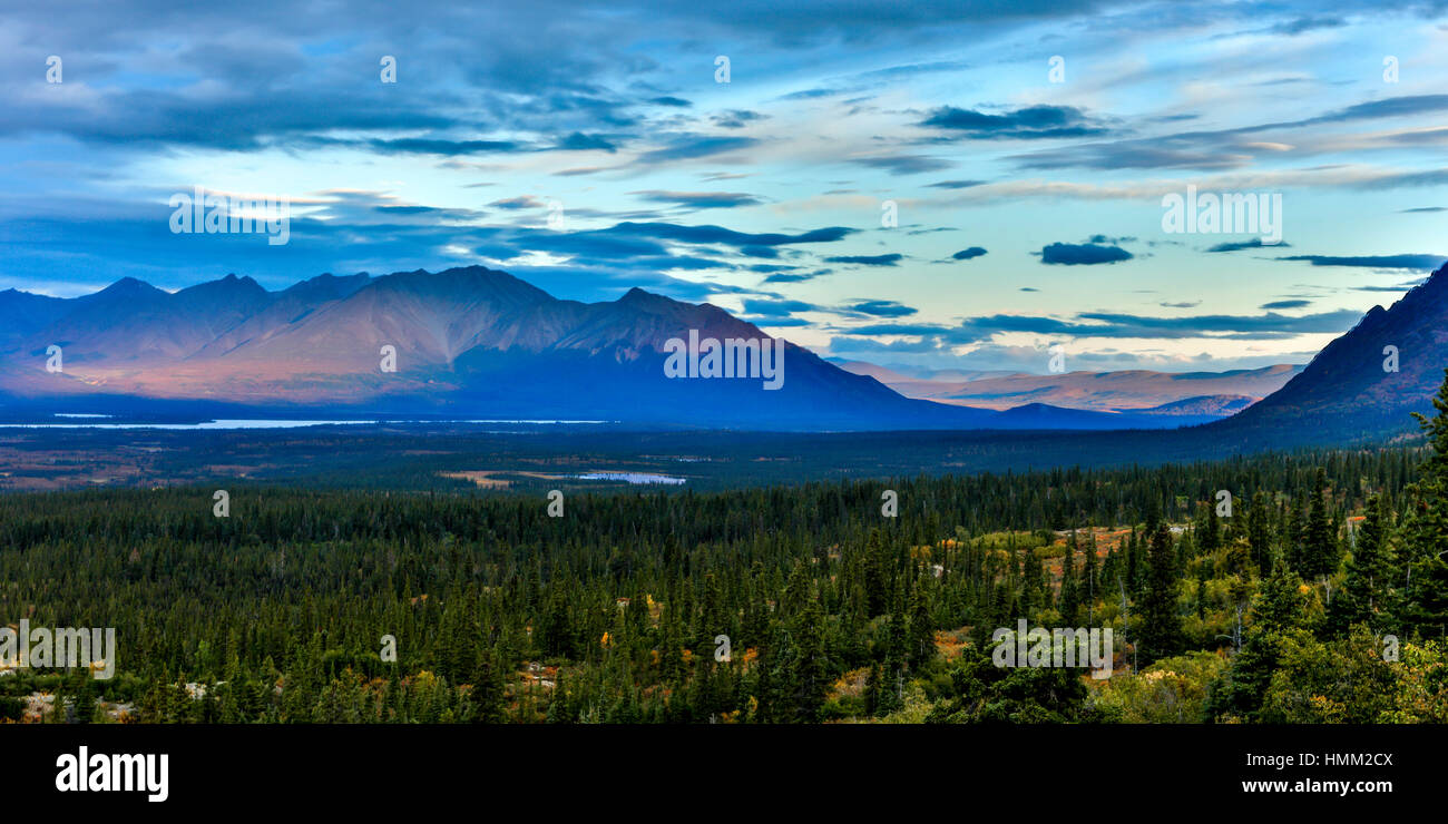 AUGUST 26, 2016 - Landscape views of Central Alaskan Range - Route 8 ...