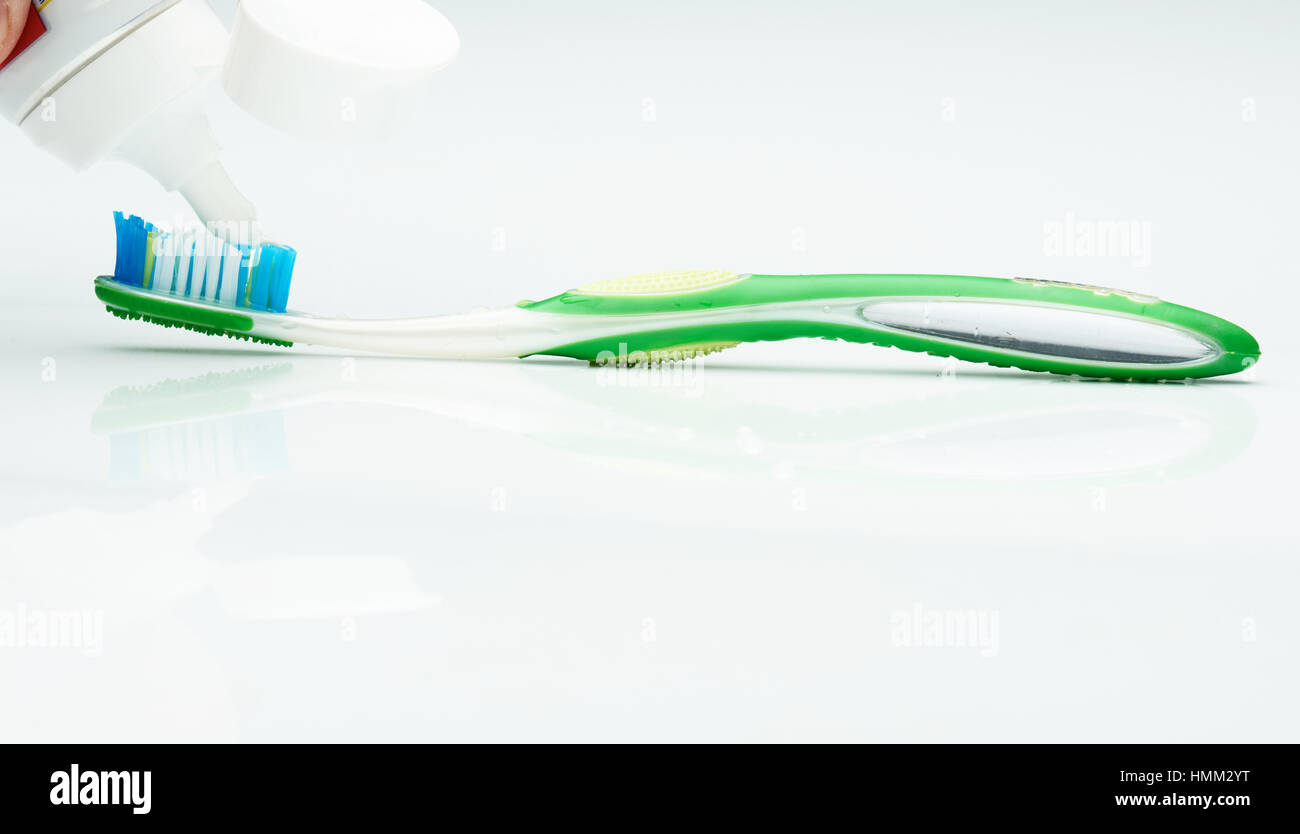 Toothbrush tooth paste hi-res stock photography and images - Alamy