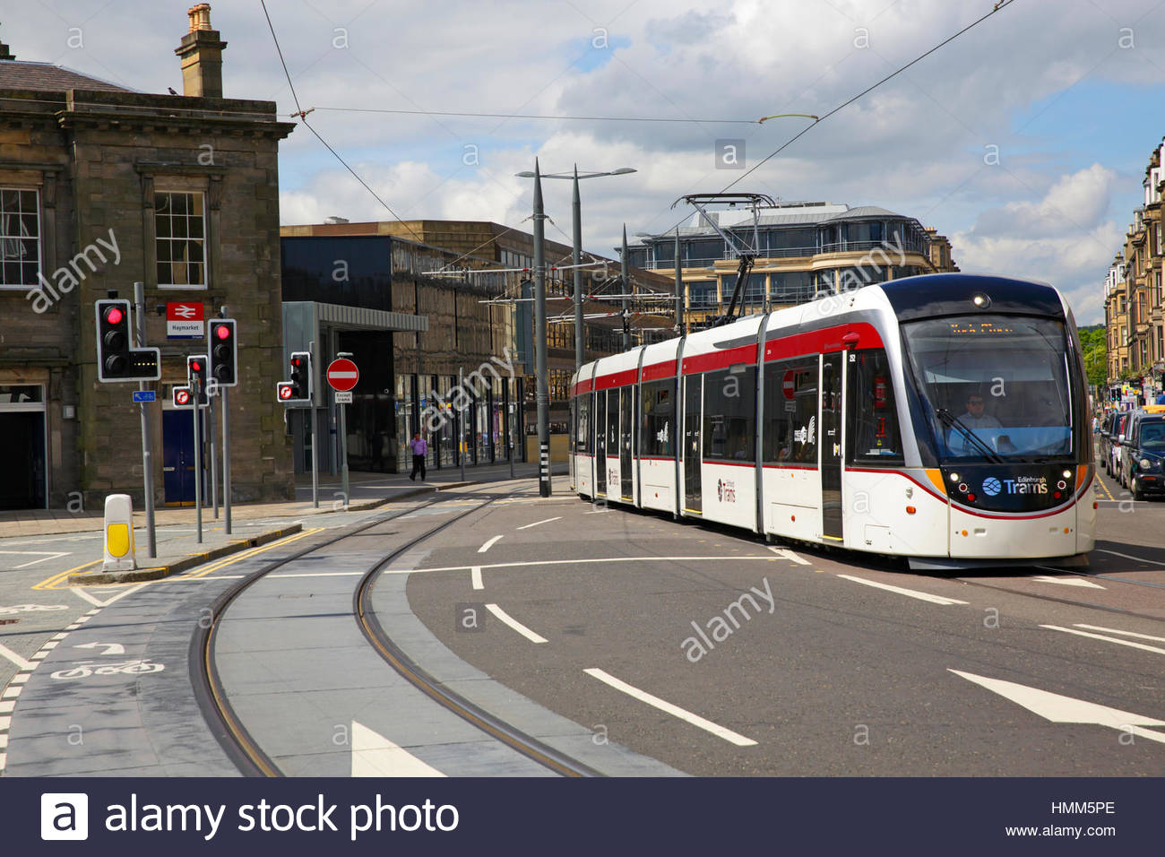Edinburgh tram scotland haymarket hi-res stock photography and images ...