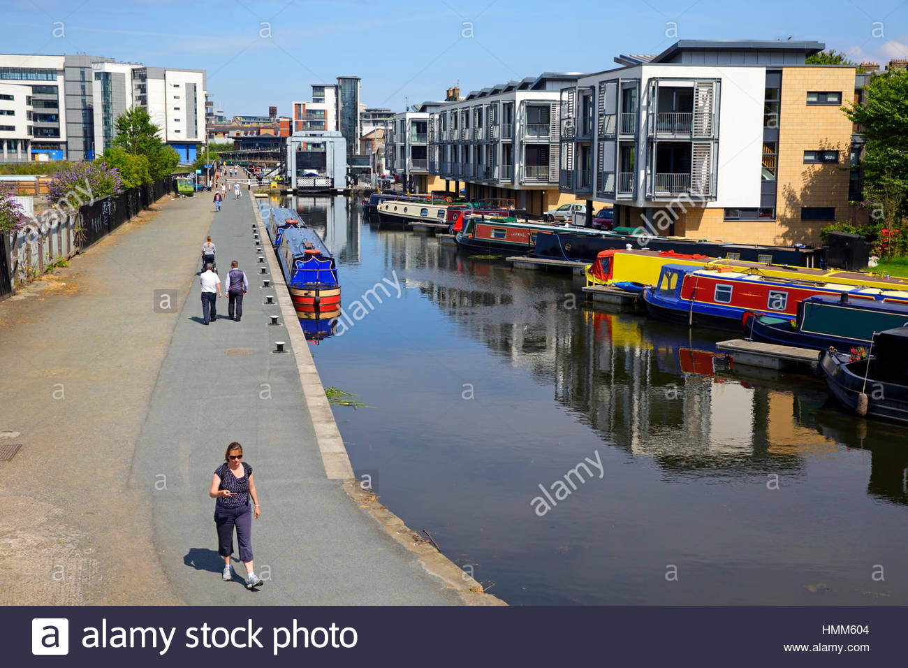 Lochrin Basin at the Eastern end of the Union Canal, Edinburgh ...