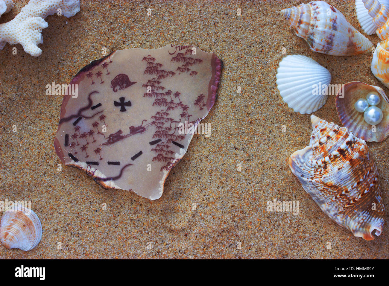 map of hodden treasures on the sand Stock Photo - Alamy