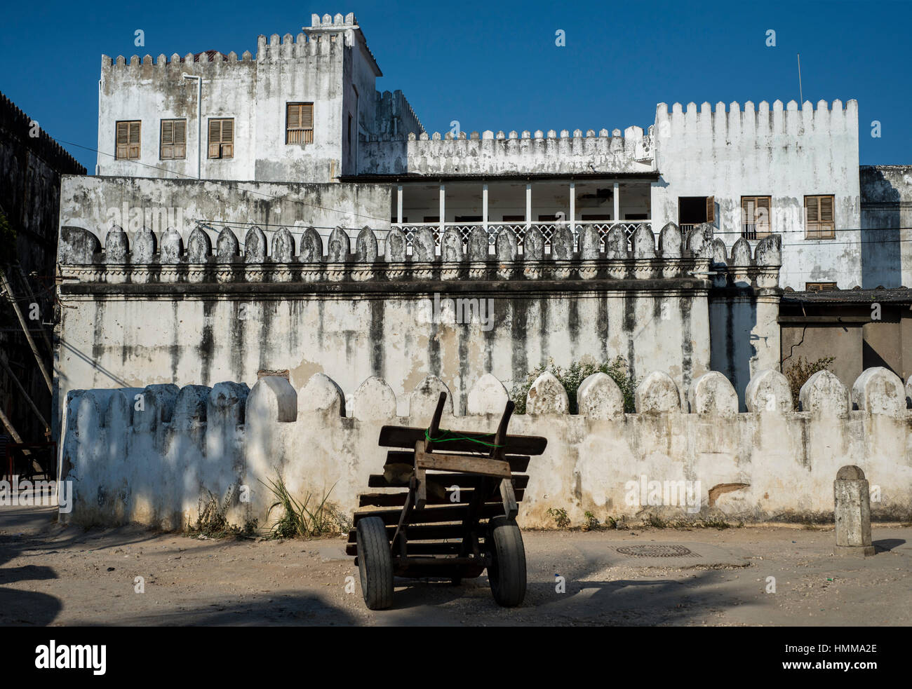 Zanzibar stone town palace museum hi-res stock photography and images ...