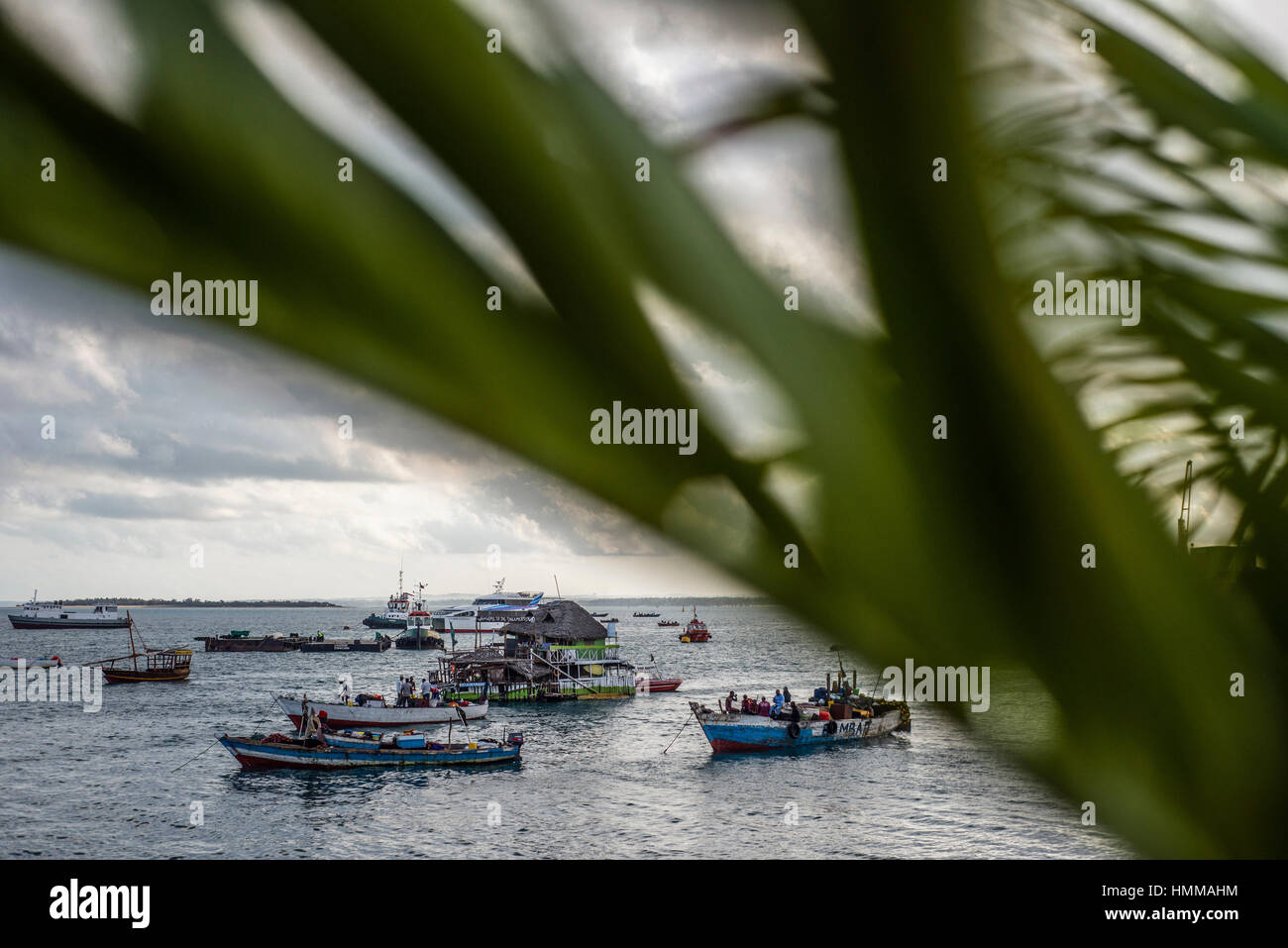 View to the Indian Ocean with fishermen's boats from Forodhani Gardens ...