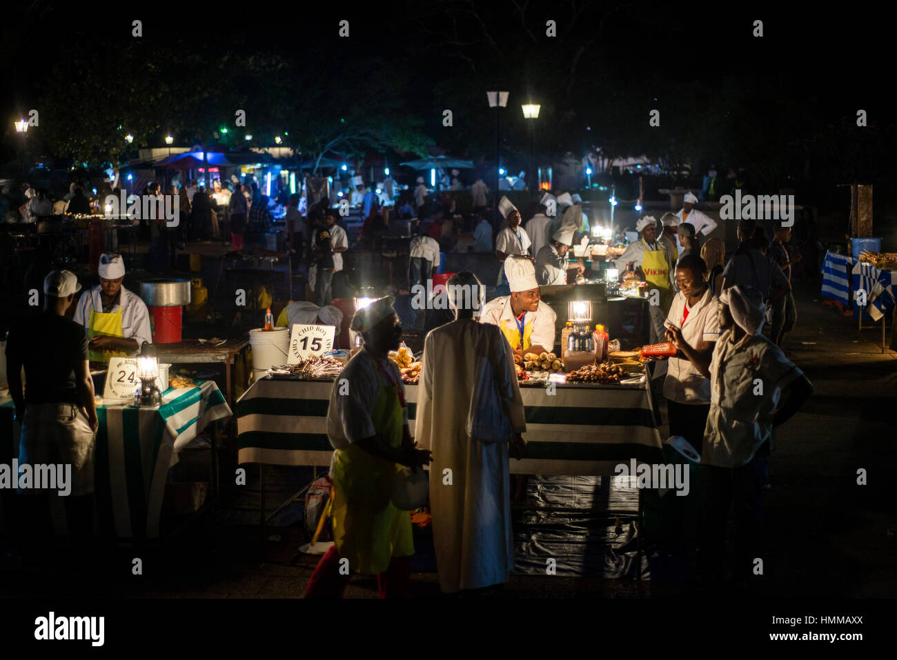 Zanzibar forodhani gardens night market hi-res stock photography and ...