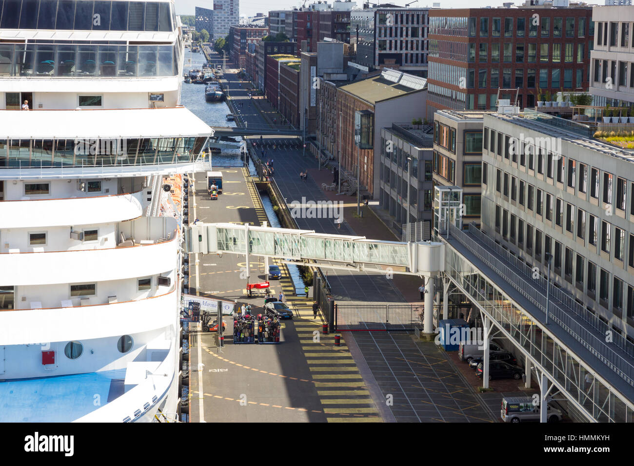600 meters hi-res stock photography and images - Alamy