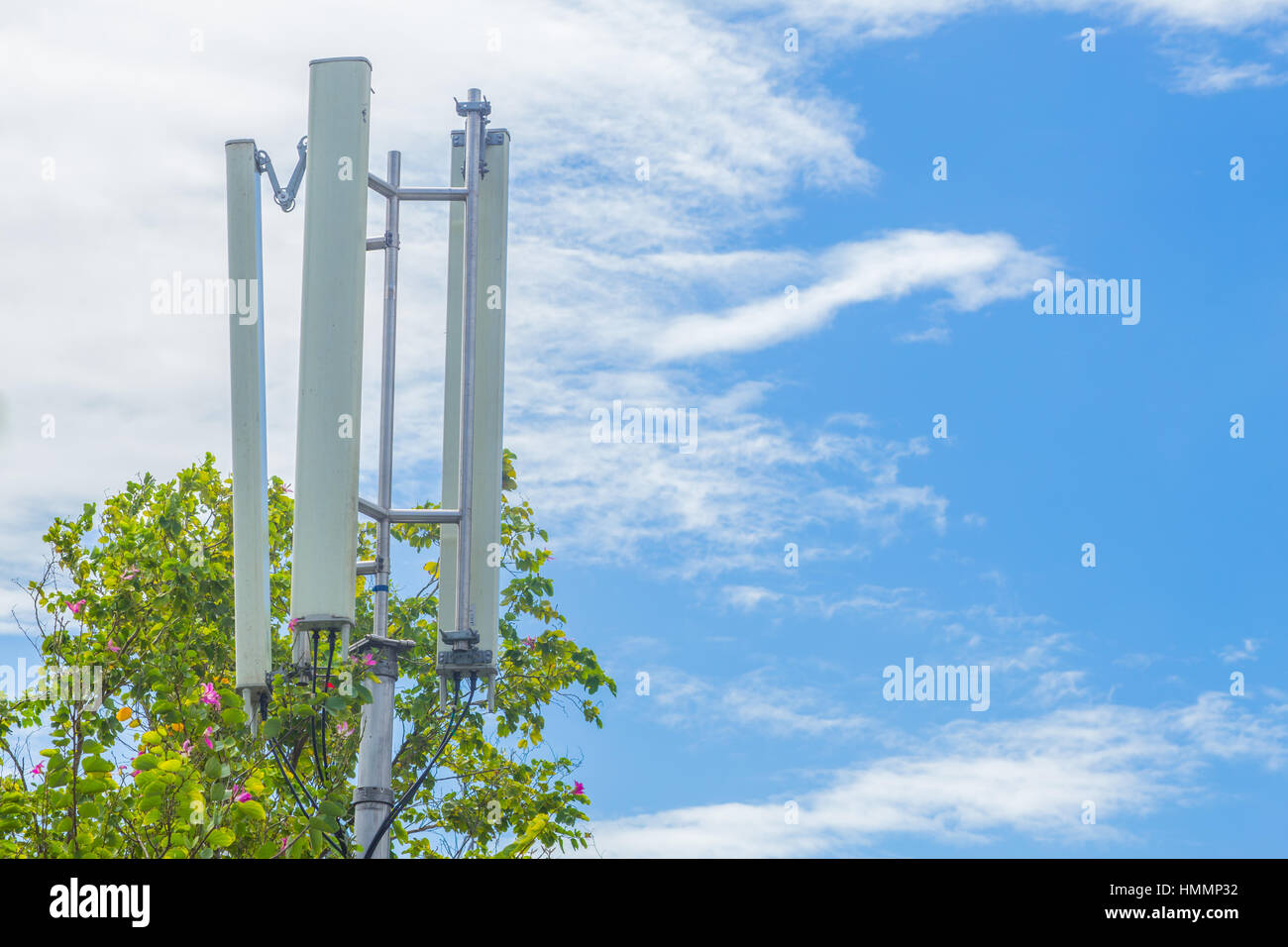 outdoor high power wifi station for wireless communication with space ...