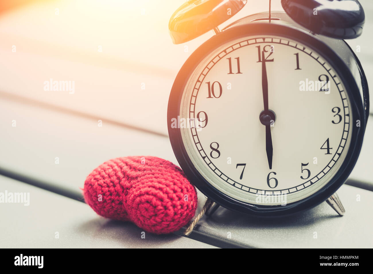 Clock showing 6 o'clock hi-res stock photography and images - Alamy