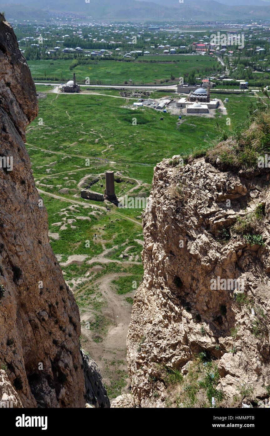 Van Castle, The old castle at Van - Eastern Turkey Stock Photo - Alamy