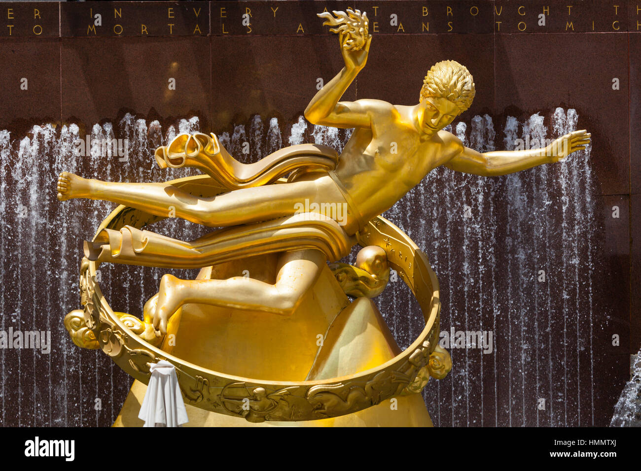New York City - June 22: Prometheus Statue at Rockefeller Center in New ...