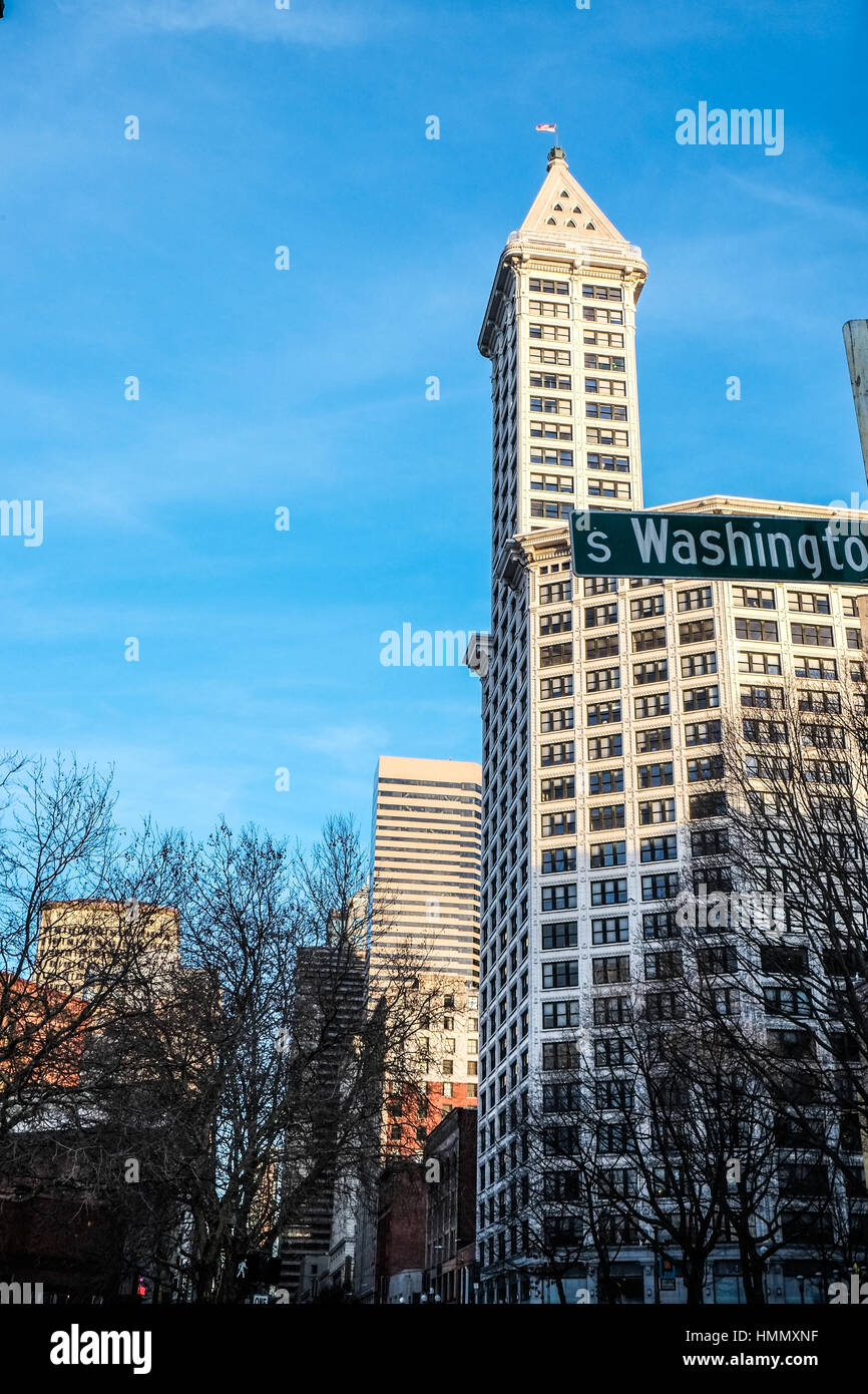 The Smith Tower in Downtown Seattle Stock Photo - Alamy